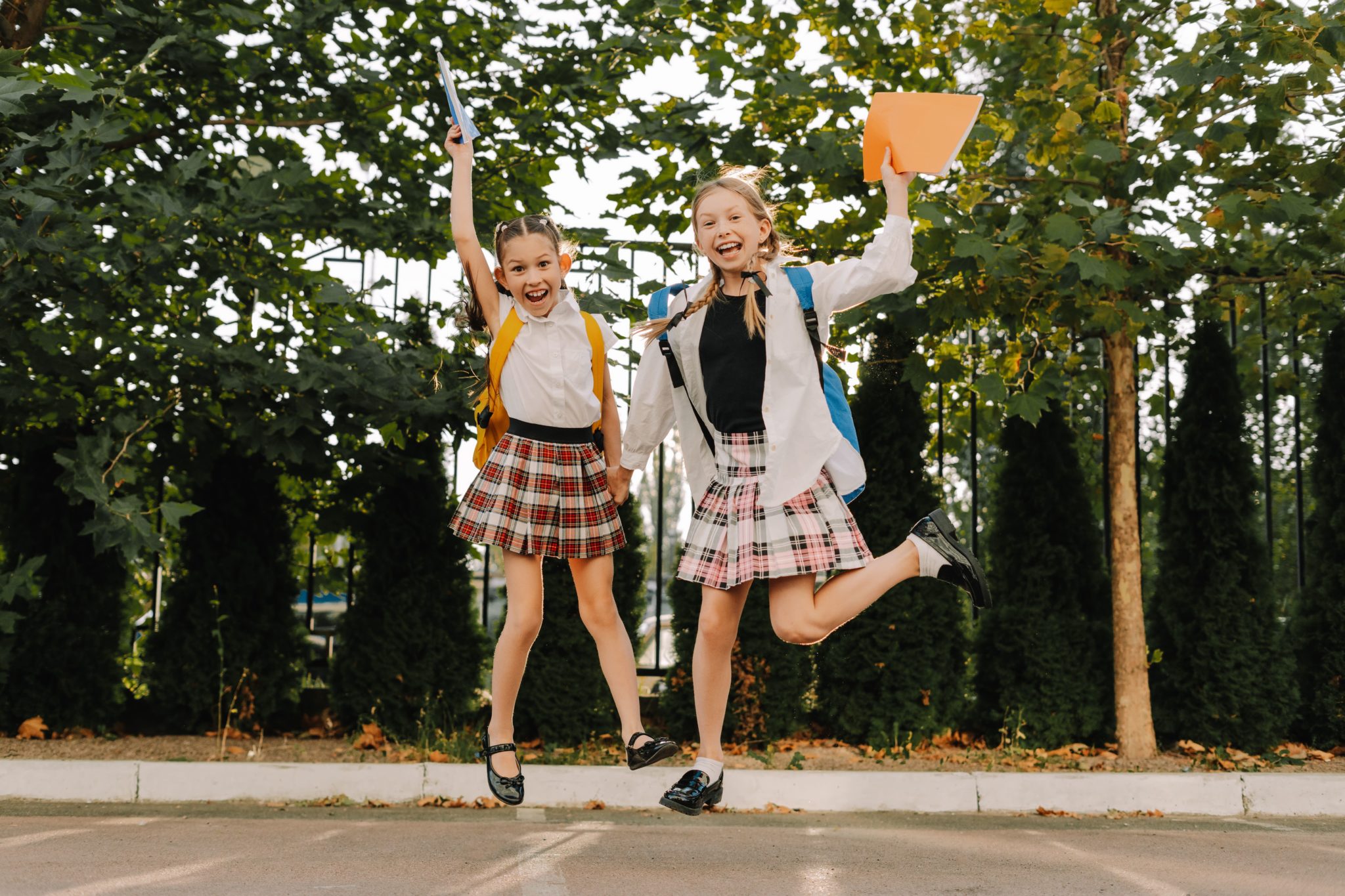 School Runs Hammersmith - W6 | Minicabs | Affordable